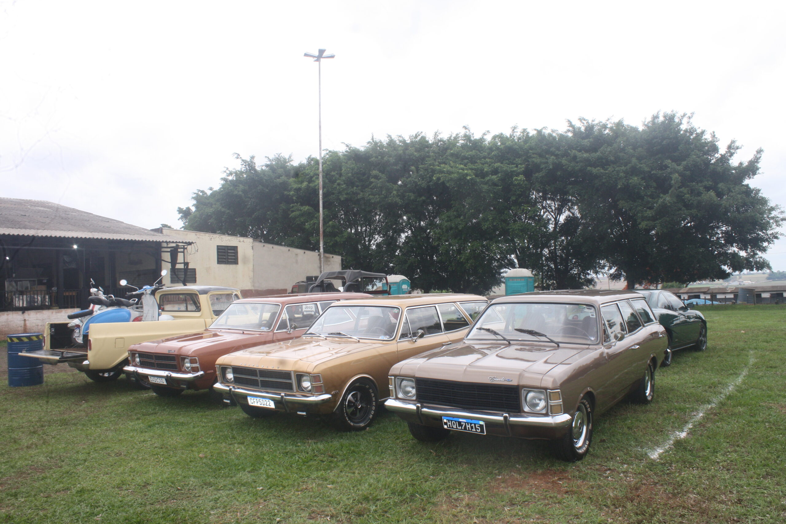 Hoje, Sábado 28/10 será realizado o 1º encontro de carros antigos em ...