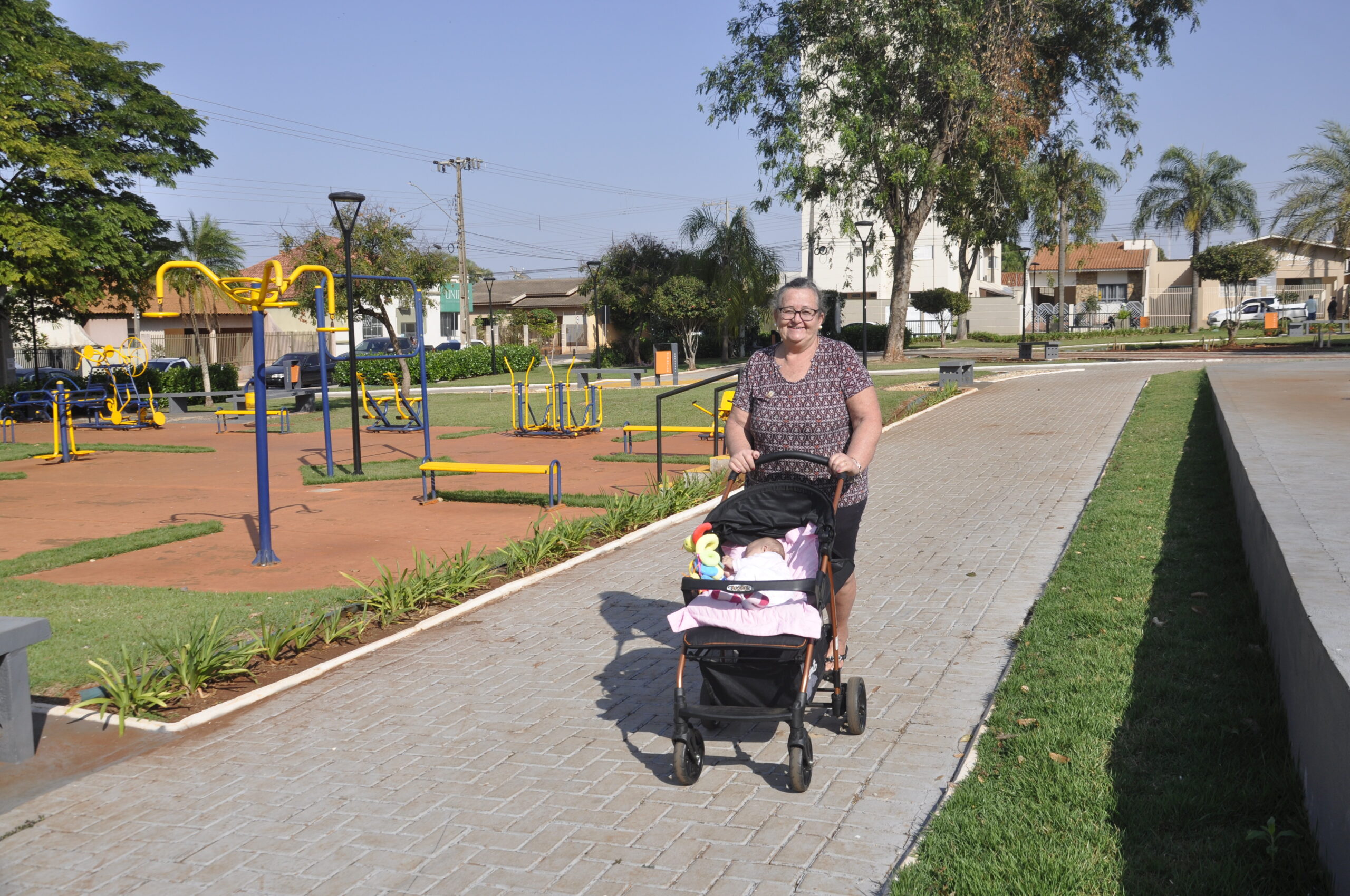 Melhorias na Praça de Sertanópolis: Preservando a História e ...